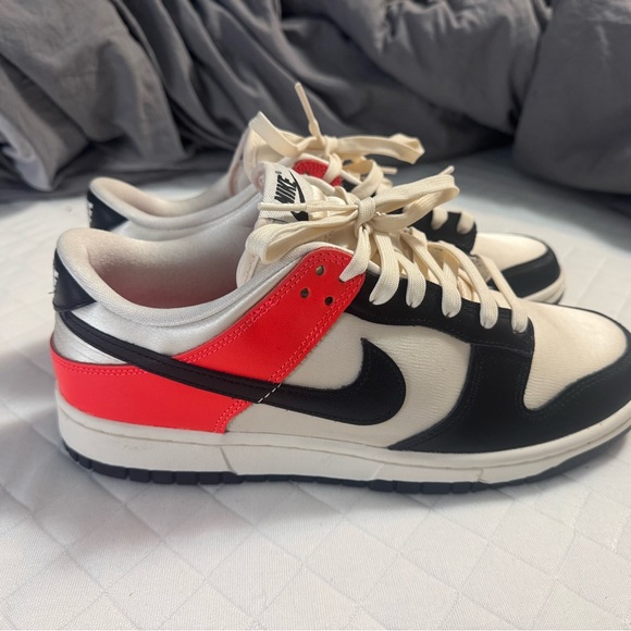 Nike | Shoes | Nike Mens Black And Red Sneakers | Poshmark